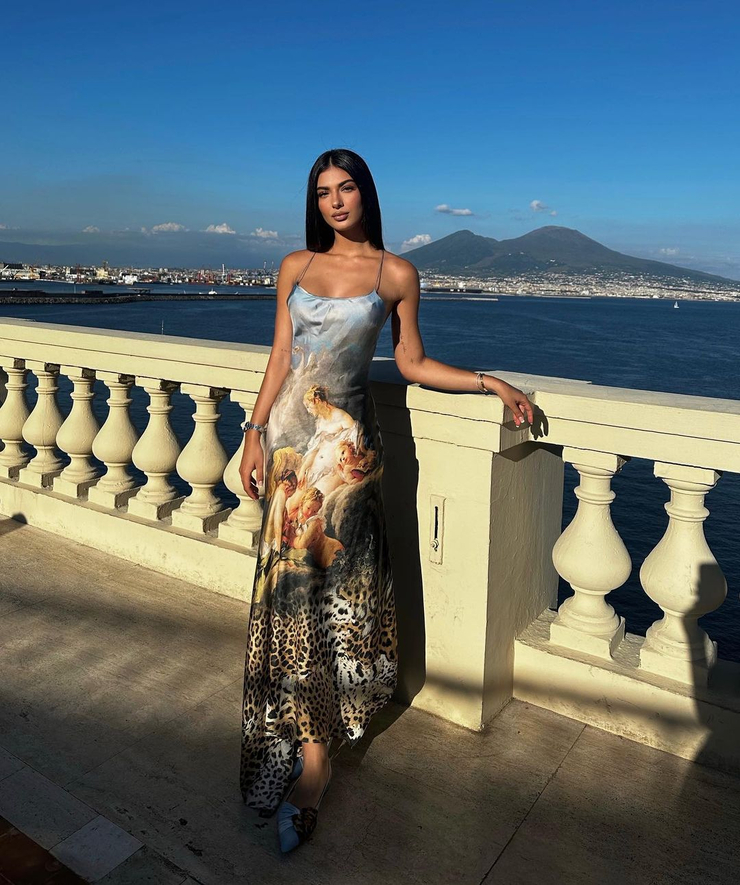 Picture of Elisa Maino