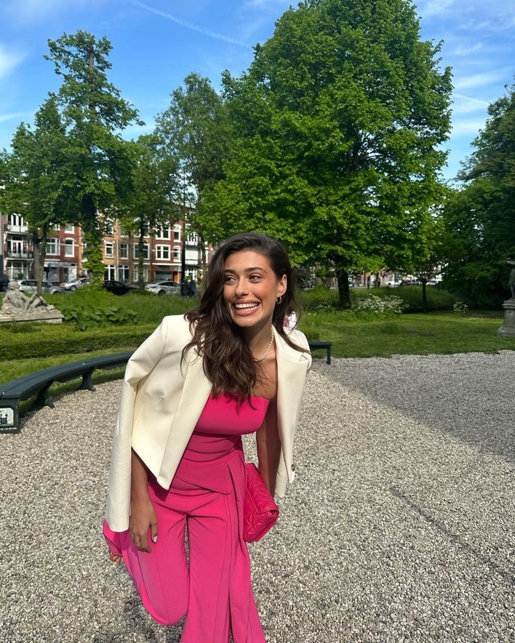 Picture of talissa benamou