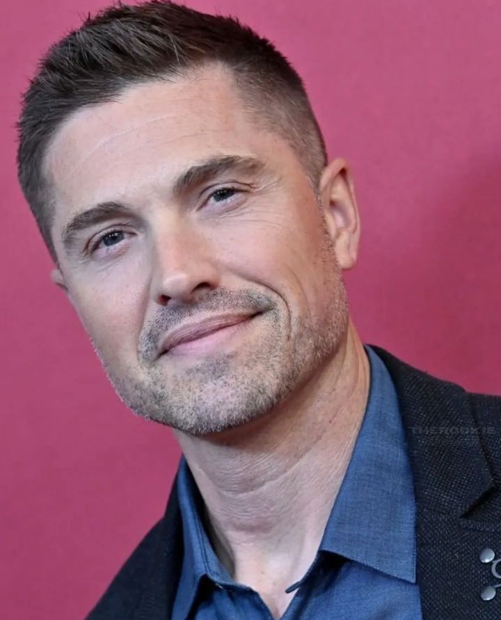 Picture of Eric Winter