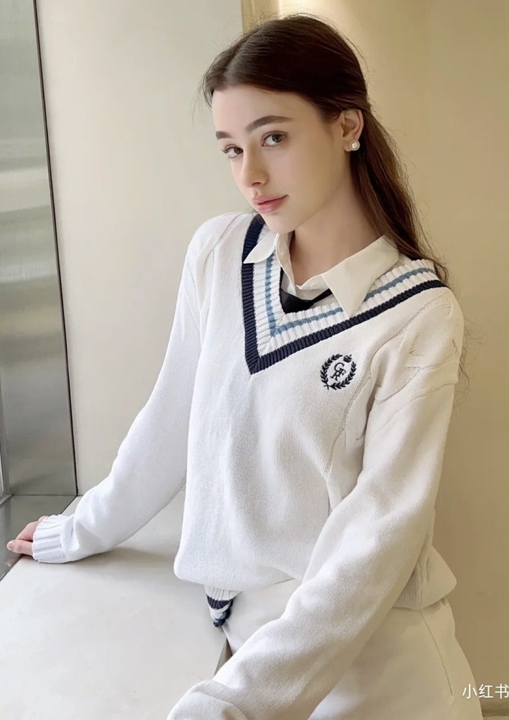 Picture of Dasha Taran (II)