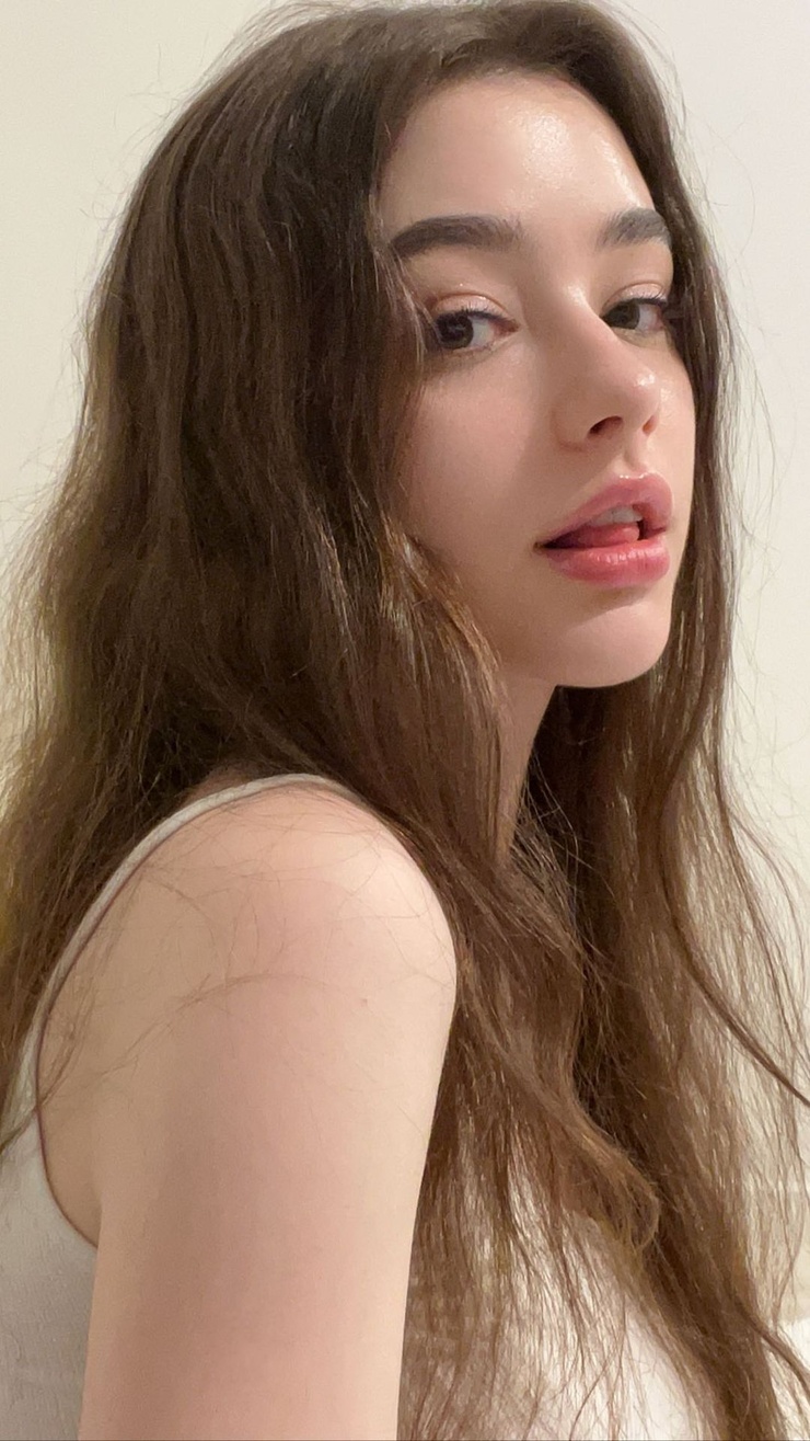 Picture of Dasha Taran (II)