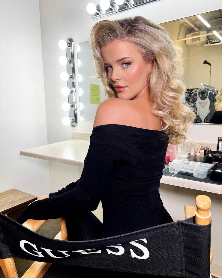 Picture of McKenzie Hewson