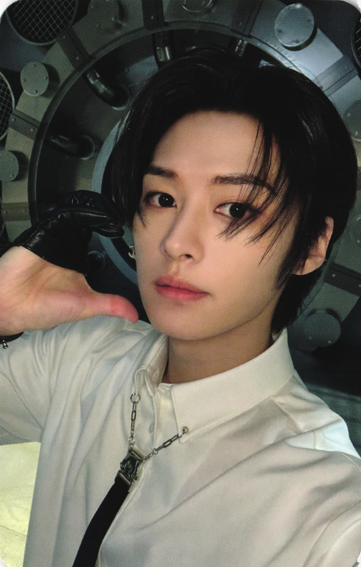 Picture of Lee Know