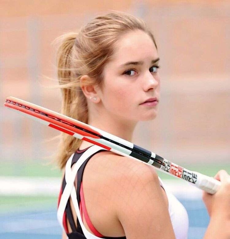 Picture of Makenzie Raine