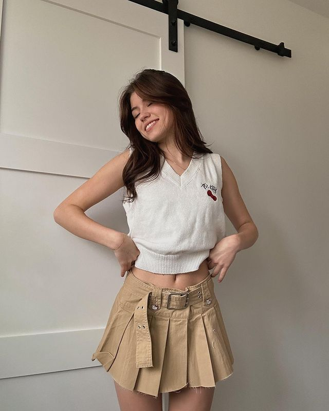 Image of Ava Rose Beaune