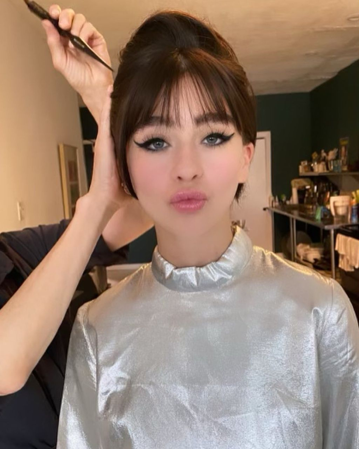 Picture of Malina Weissman