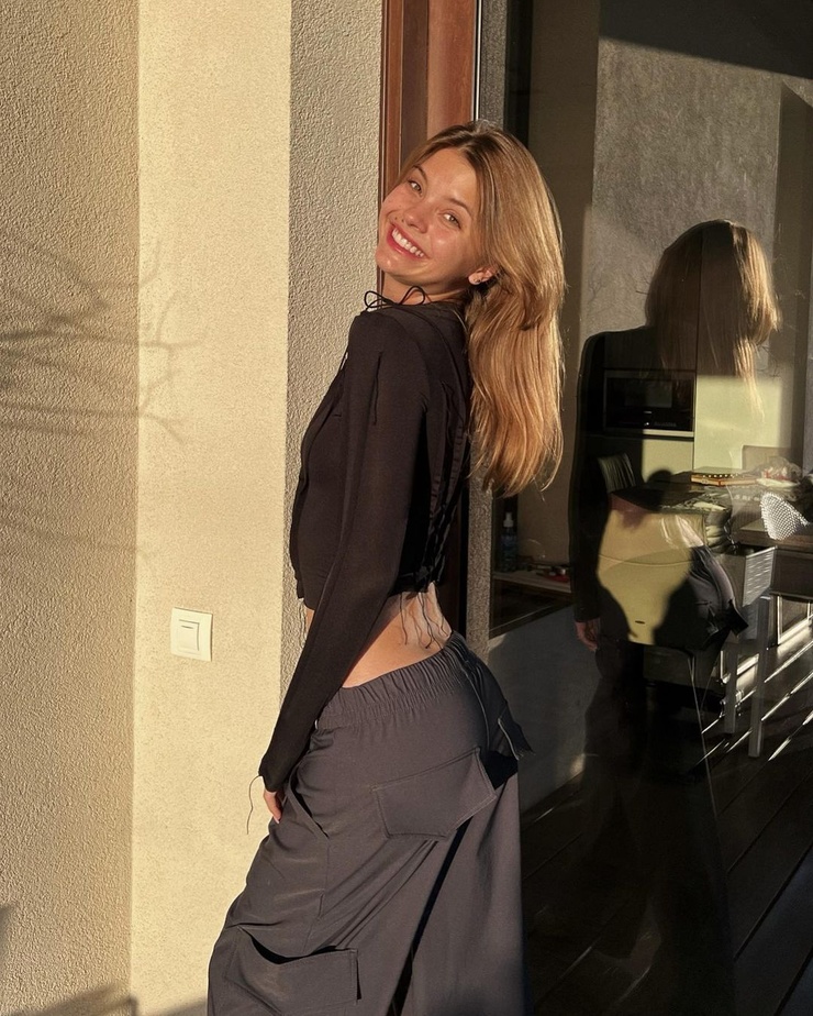 Picture of Dasha Komarova