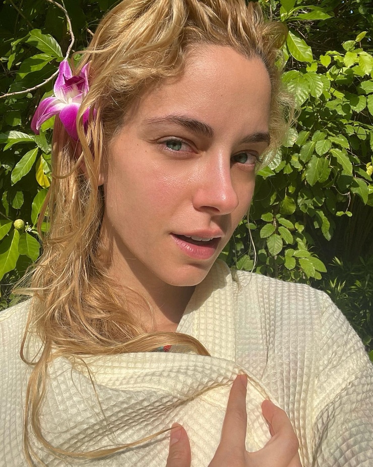 Doukissa Nomikou image