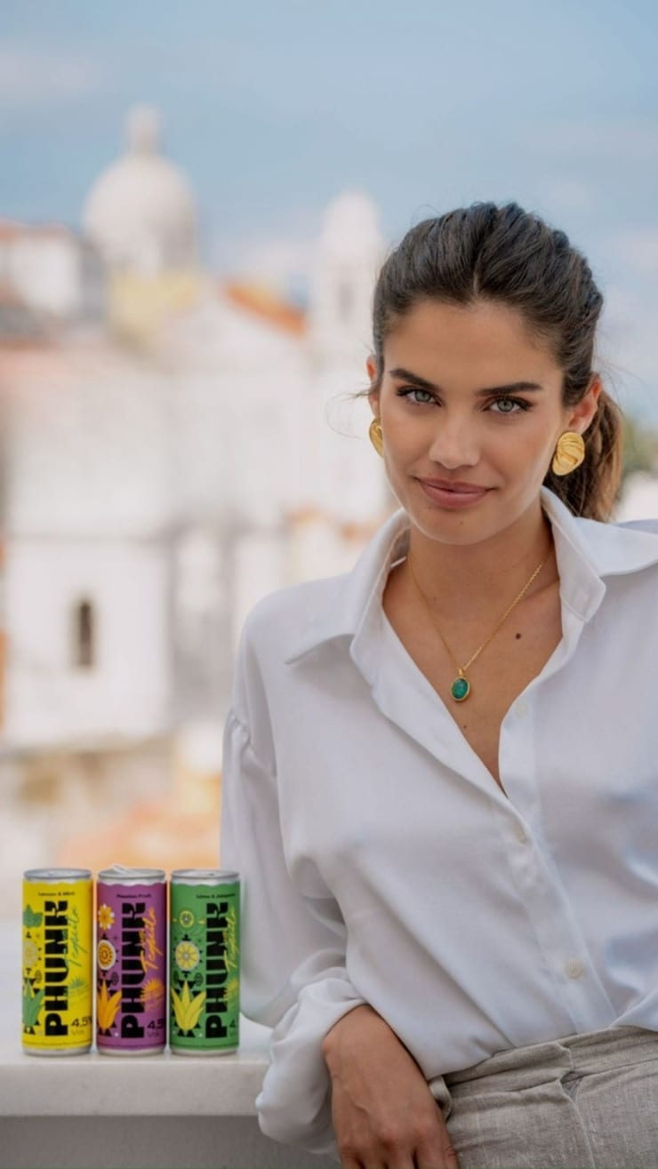 Picture of Sara Sampaio