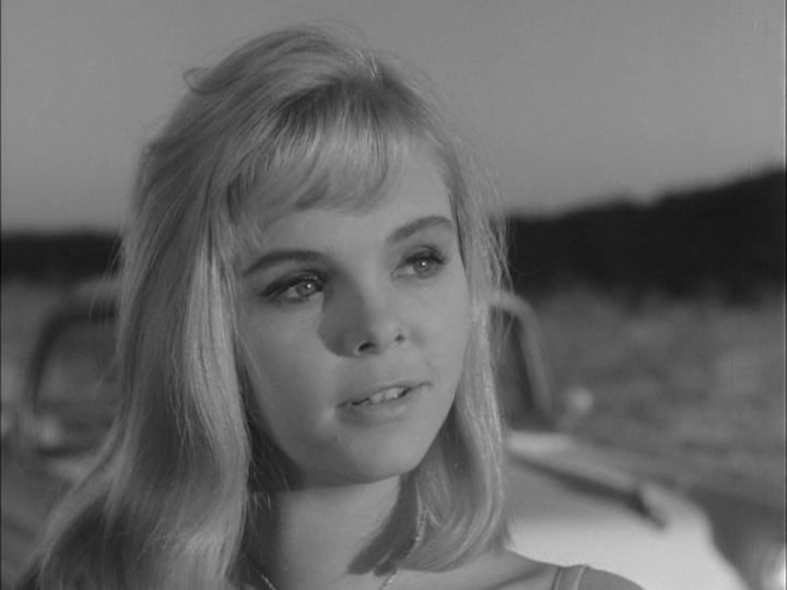 Jenny Maxwell in "Route 66"