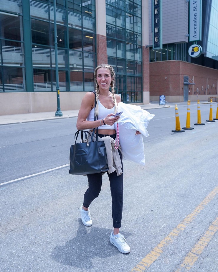 Picture of Lexie Hull