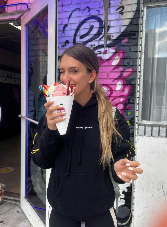 Image of Betsy Alvarez