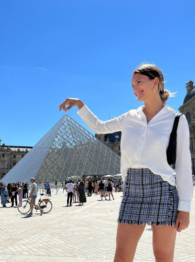 Picture of Betsy Alvarez