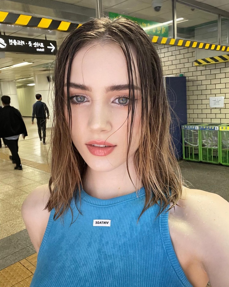 Picture of Mary Amber