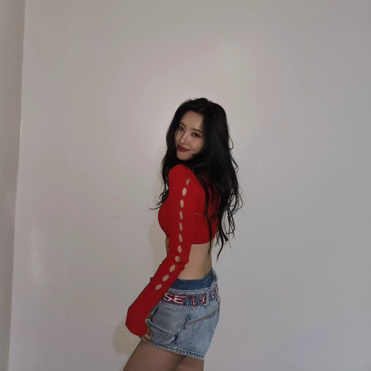 Picture of Lee Sunmi