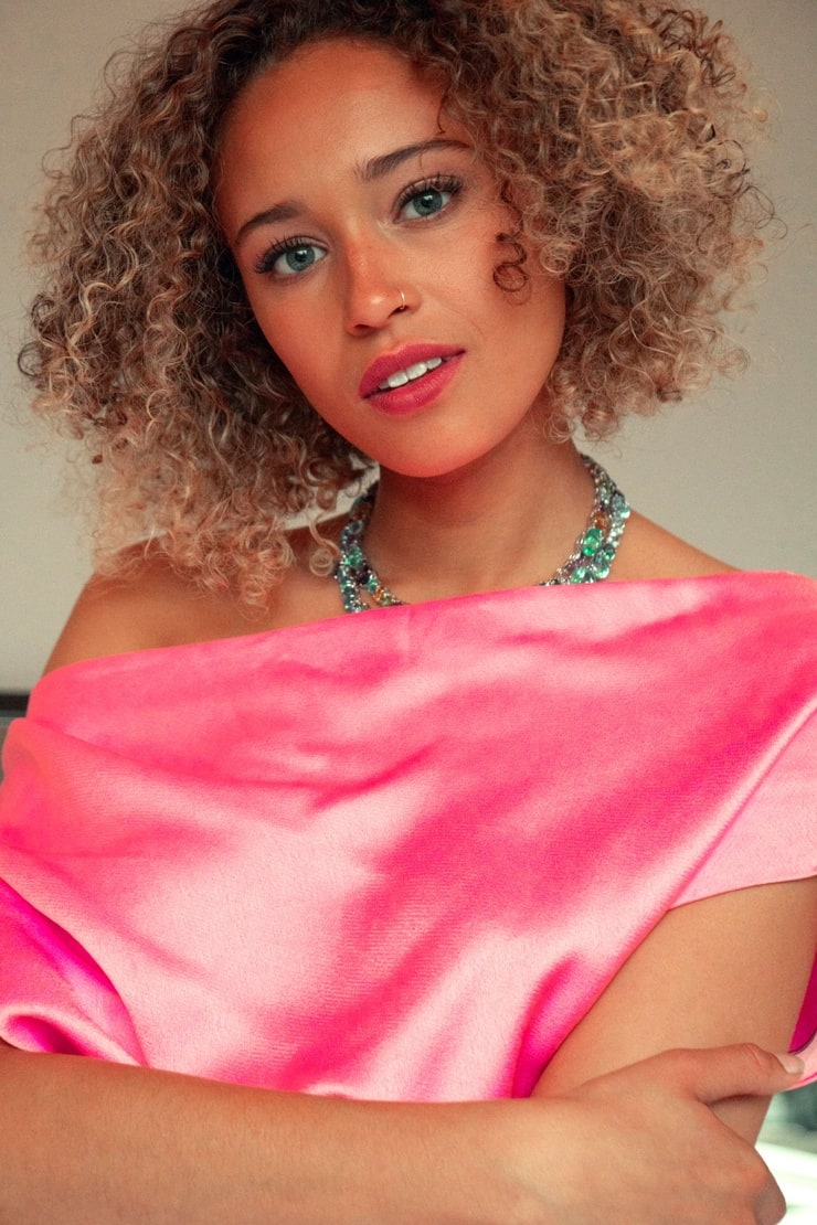 Picture of Ella-Rae Smith