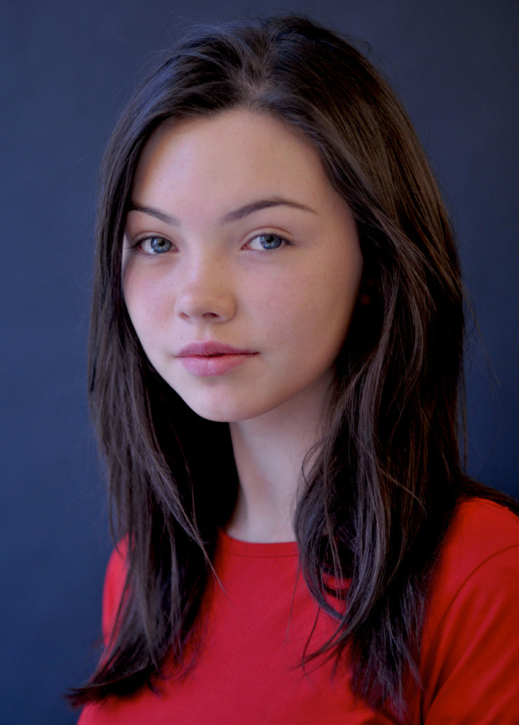 Picture of Lauryn Canny