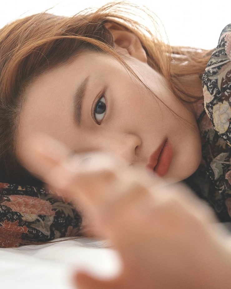 Picture of Go Yoon-Jung