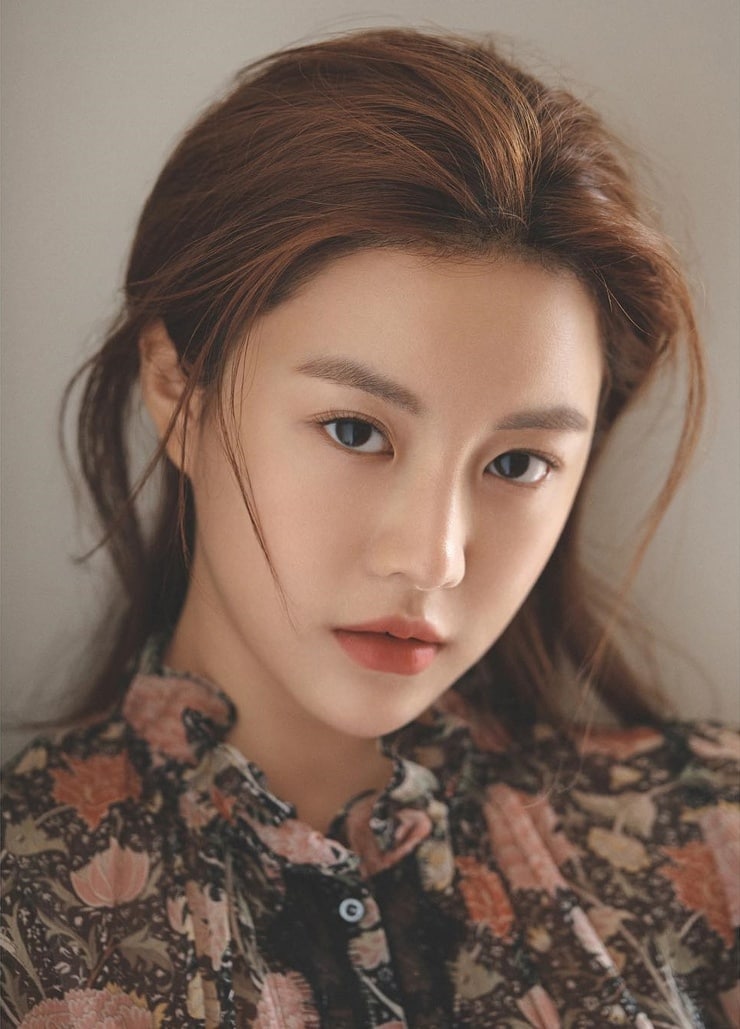 Image of Go Yoon-Jung