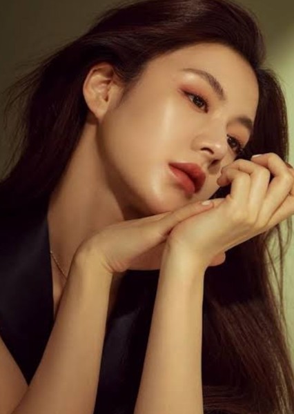 Picture of Go Yoon-Jung