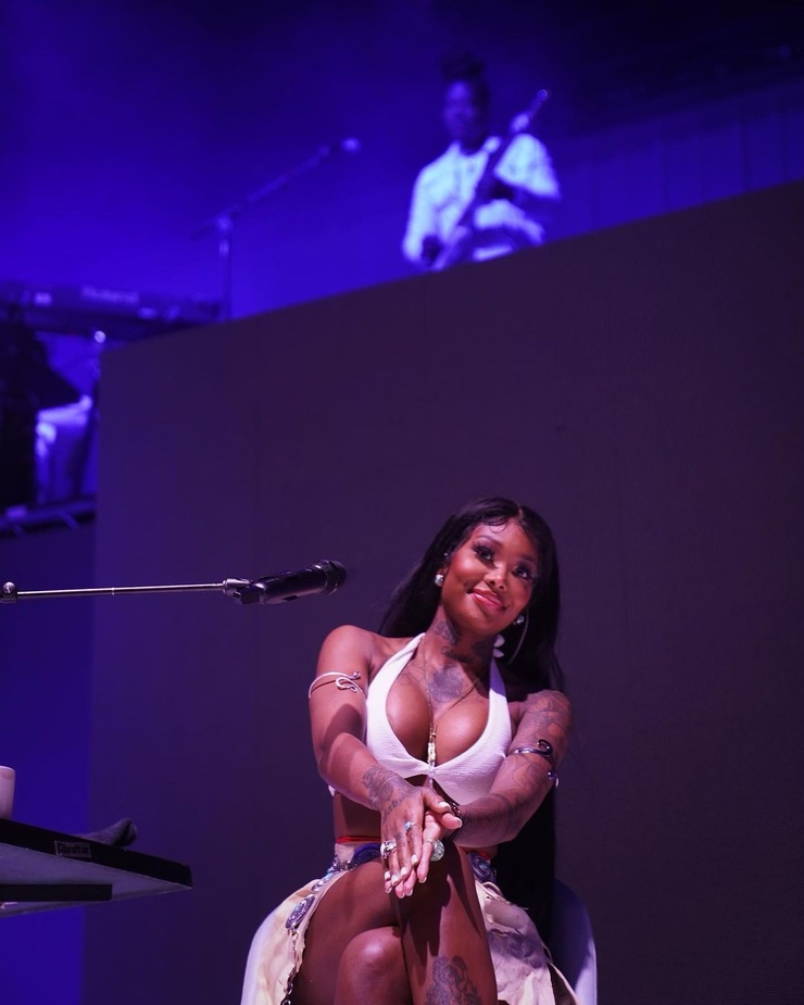 Picture of Summer Walker