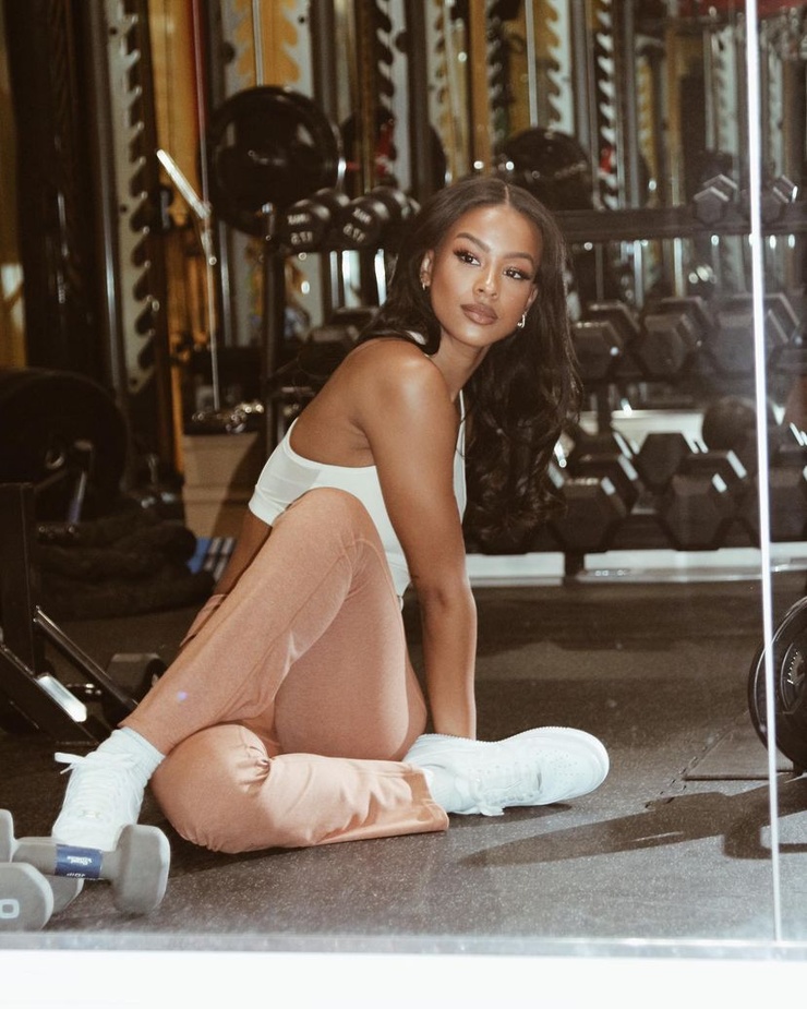 Amanda Williams image