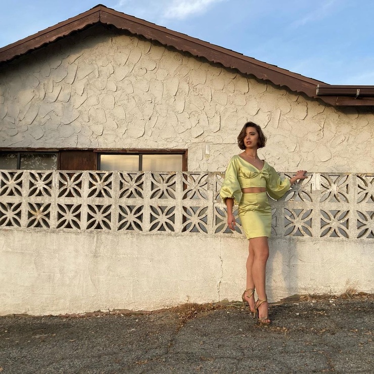 Emma Caymares picture