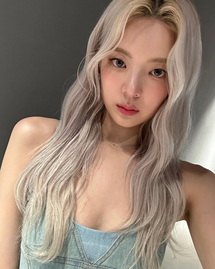 Picture of Choi Jisu