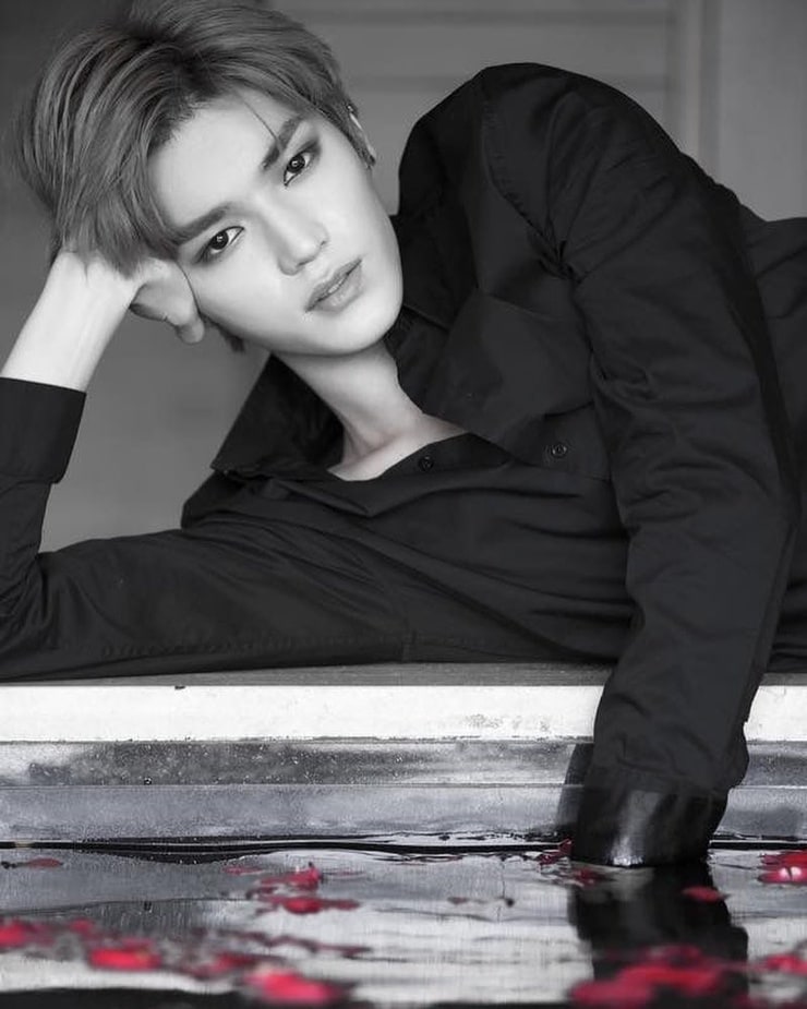 Taeyong image