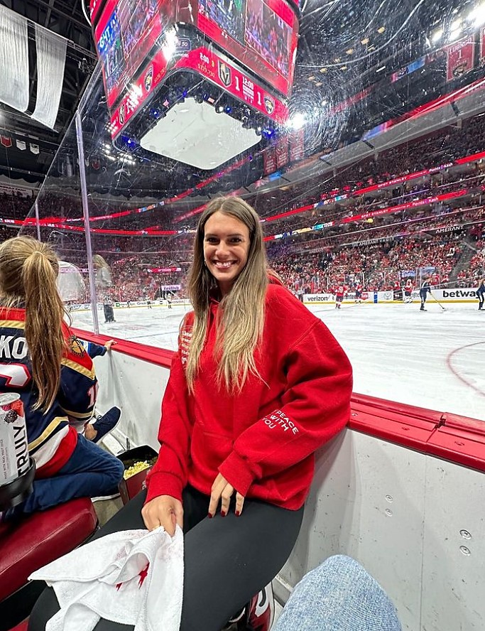 Picture of Betsy Alvarez