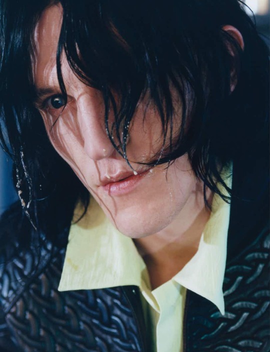 Picture of Ewan Mitchell