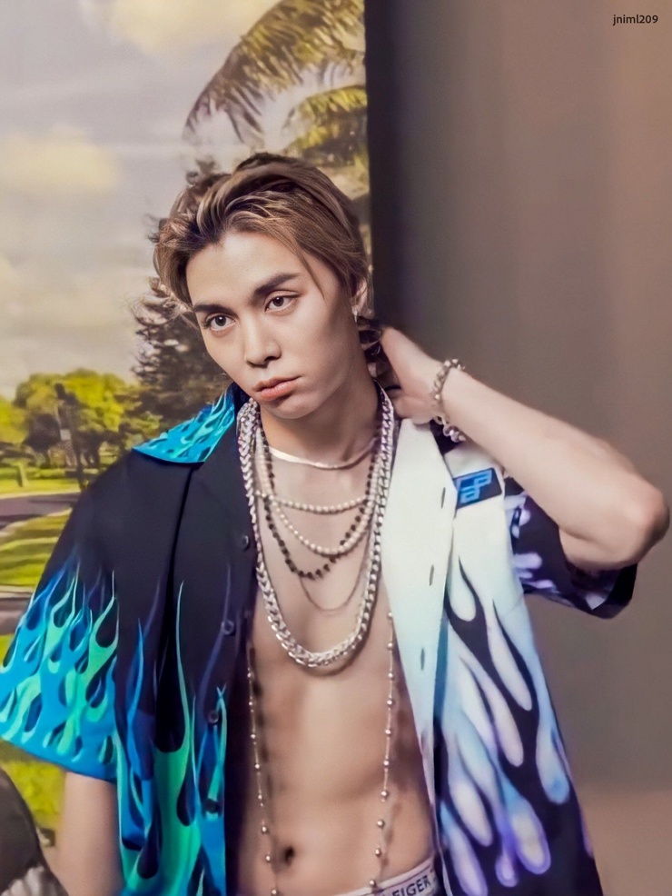 Picture of Johnny Suh