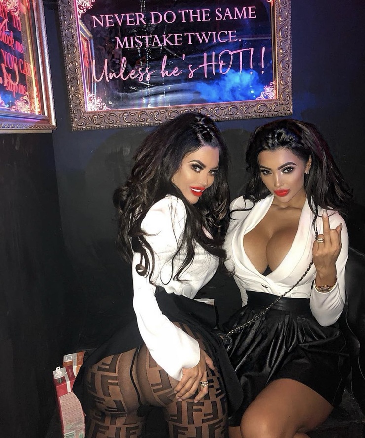 Chloe Khan picture