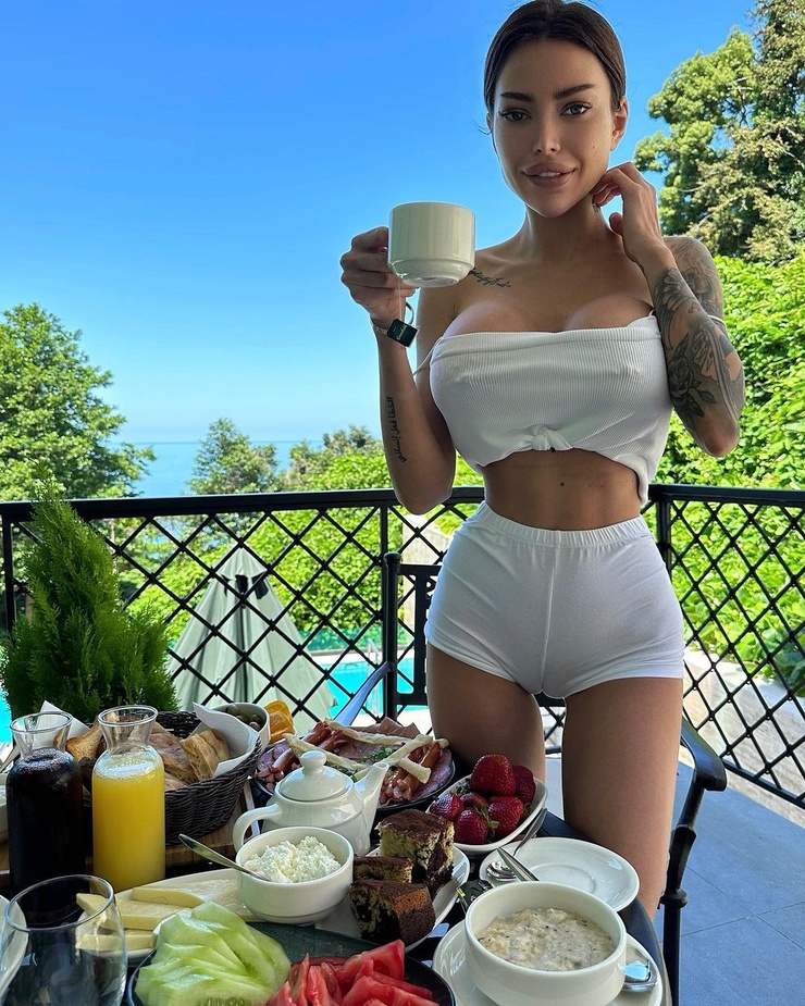 Picture of Alyona Omovych