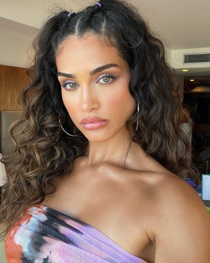 Picture of Evelyn Yanez