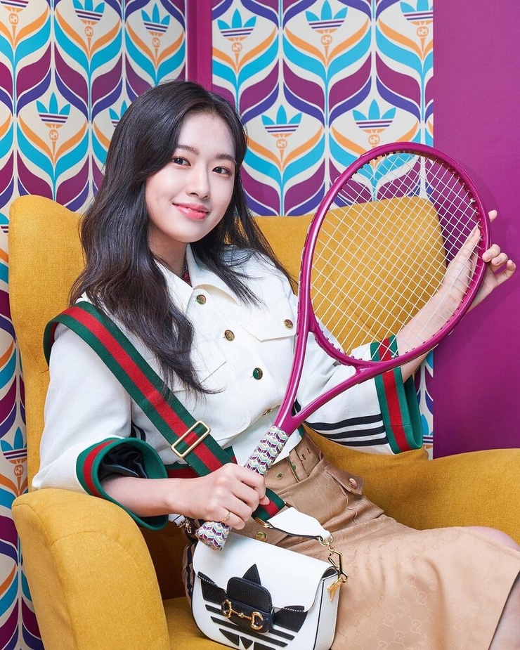 Ahn Yujin image