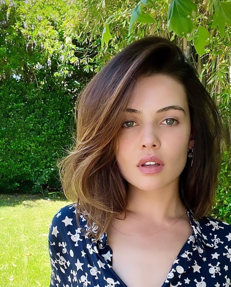 Image of Danielle Campbell