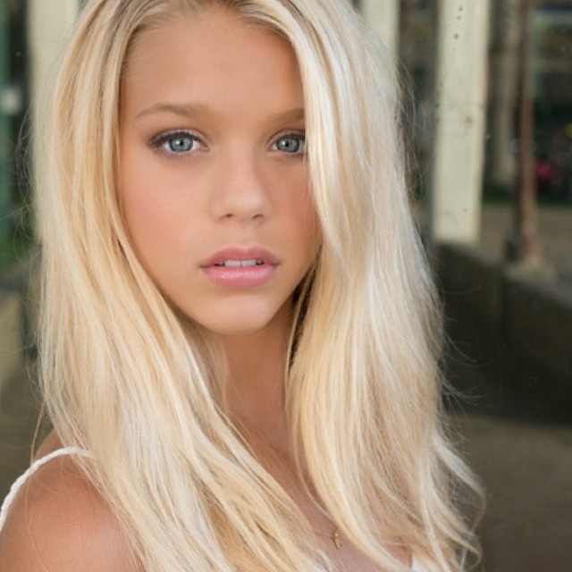 Picture of Kaylyn Slevin.