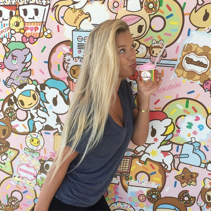 Picture of Kaylyn Slevin