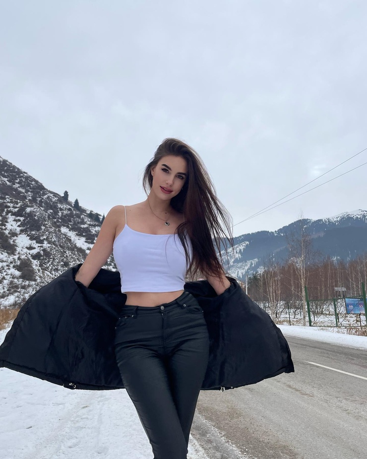 Anastasiya Makshayeva picture