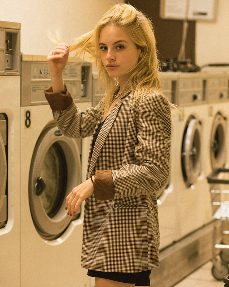 Isabelle Poloner image