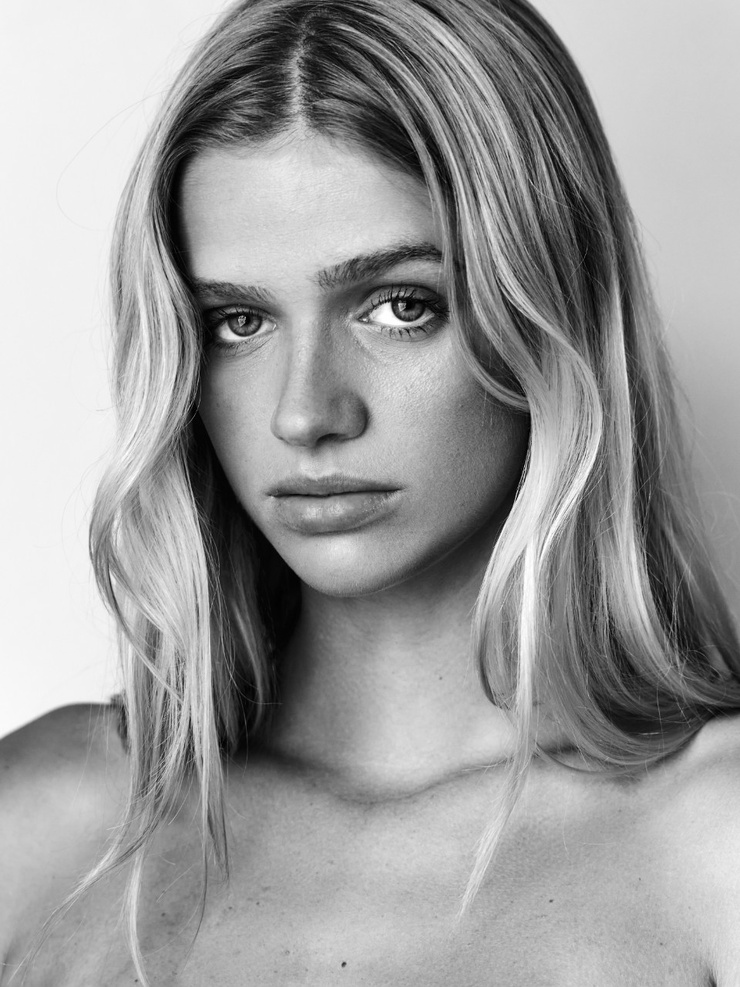 Picture of Sarah Hands