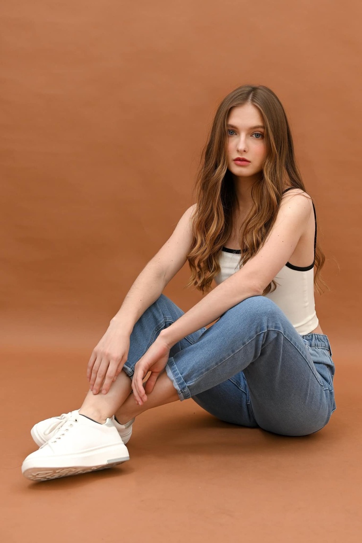 Picture of Dasha Romanova