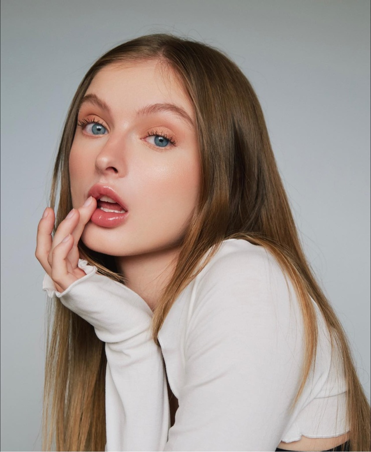 Picture of Dasha Romanova