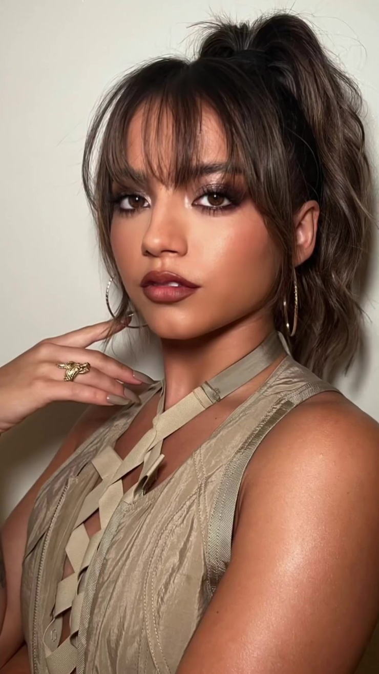 Picture of Isabela Moner