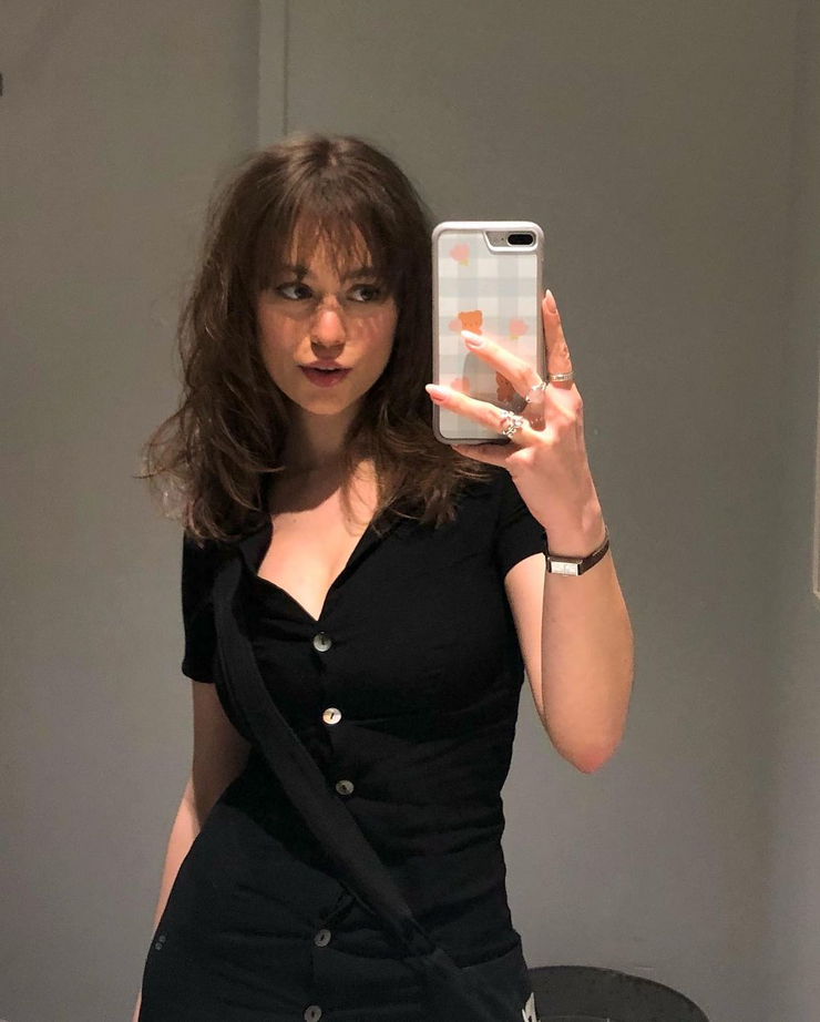 Picture of Ella Ballentine