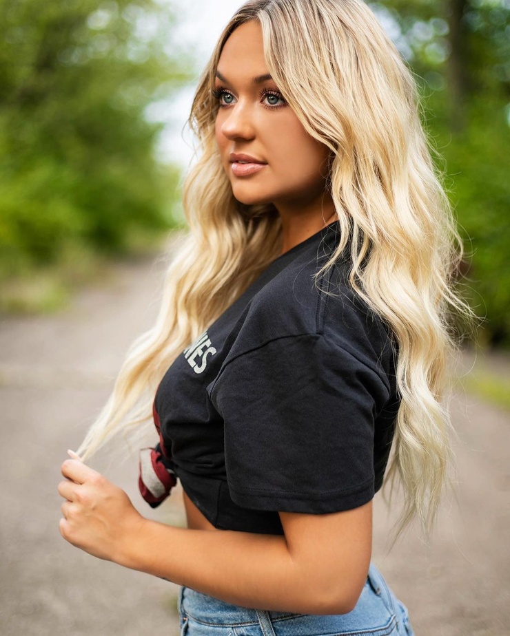 Picture of Hannah Manker