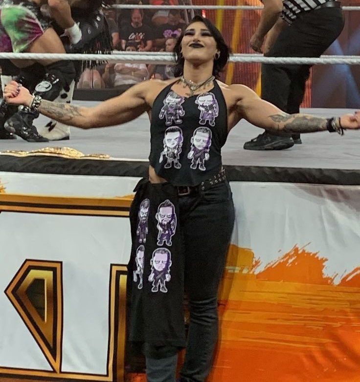 Picture of Demi Bennett