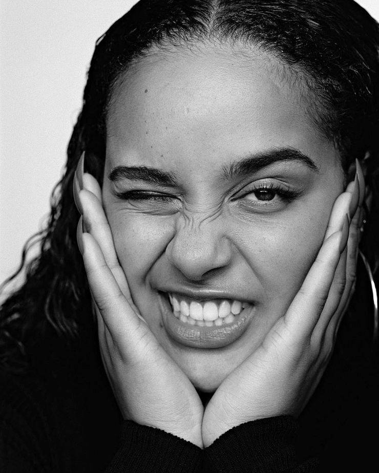 Jorja Smith picture