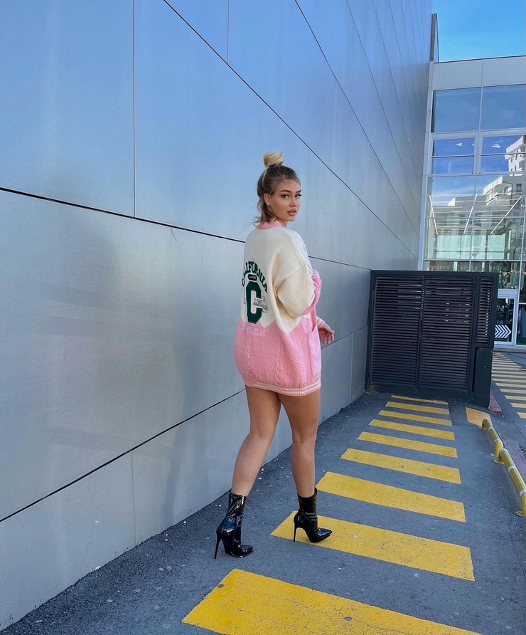 Picture of Uresa Zogu